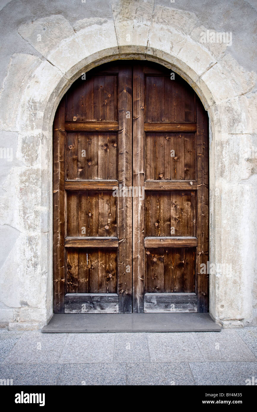 Church door hi-res stock photography and images - Alamy