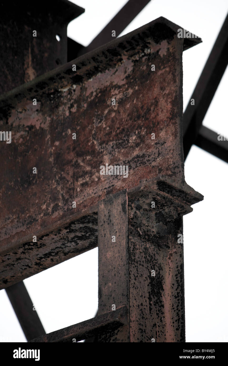 Steel girder girders hi-res stock photography and images - Alamy