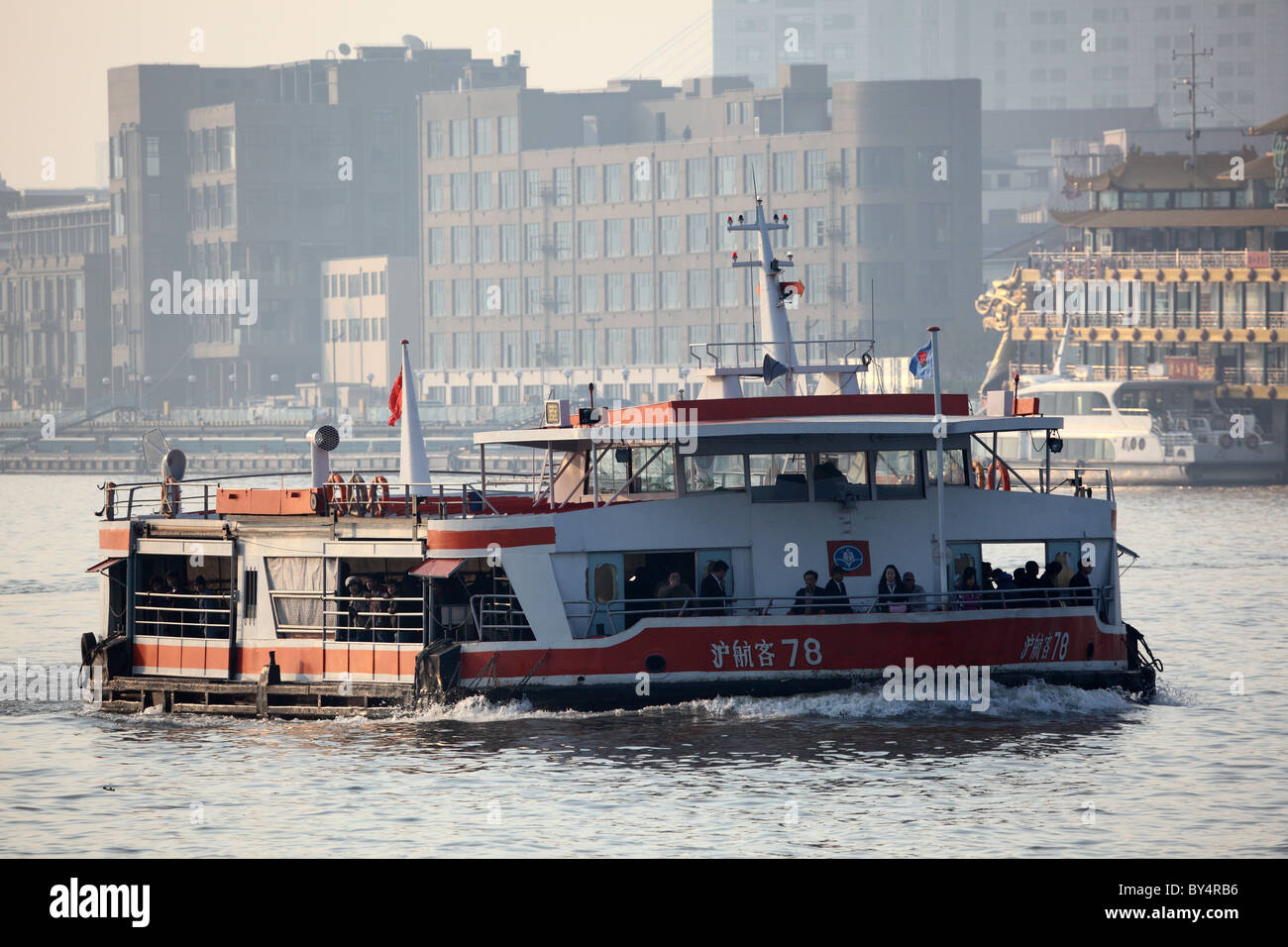 Shanghai river boat hi-res stock photography and images - Alamy