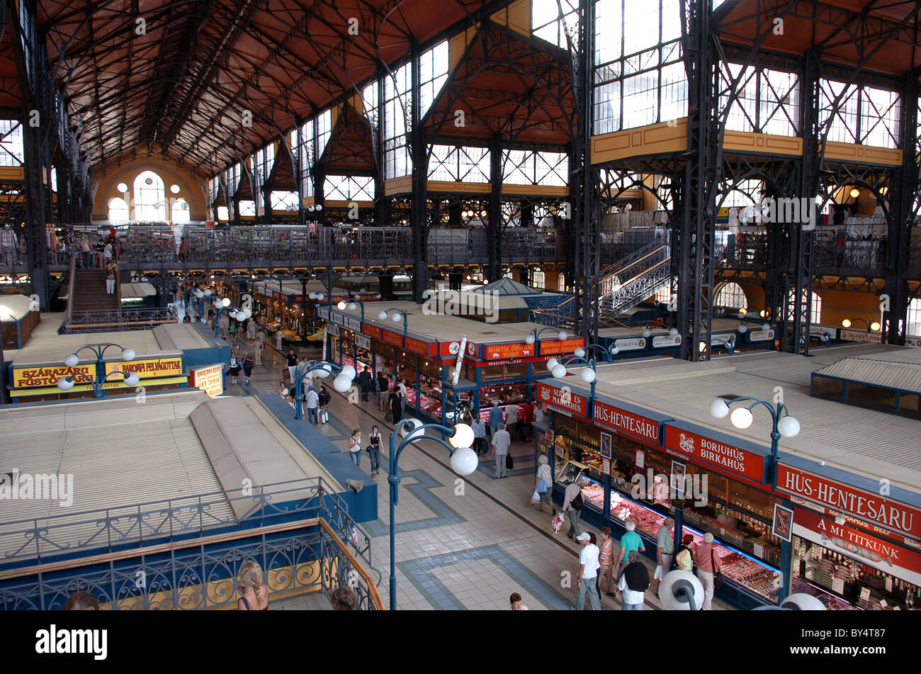 The Indoor Market in Budapest 2006 Stock Photo - Alamy