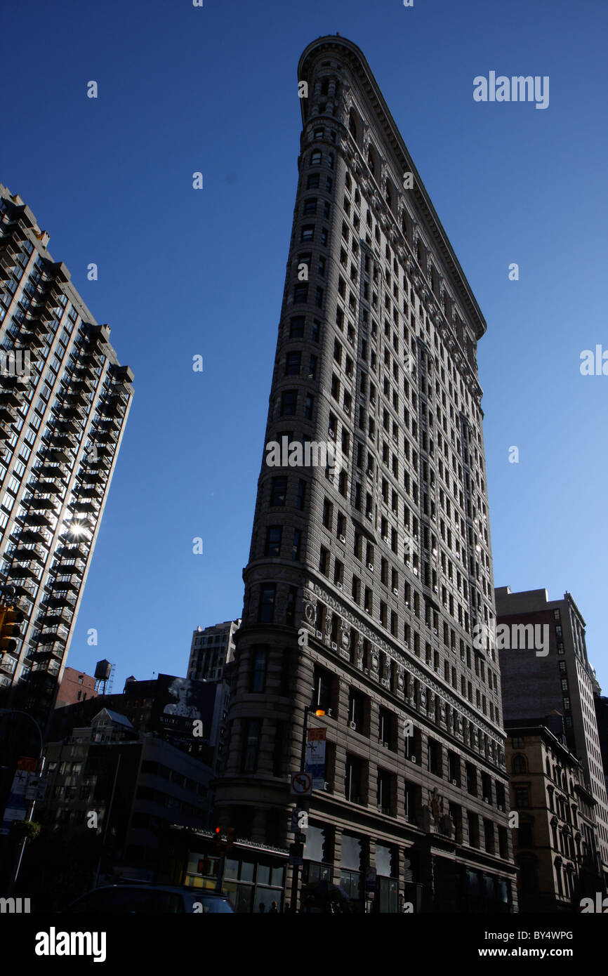 Flatiron building - Iron shaped building in midtown Manhattan on ...