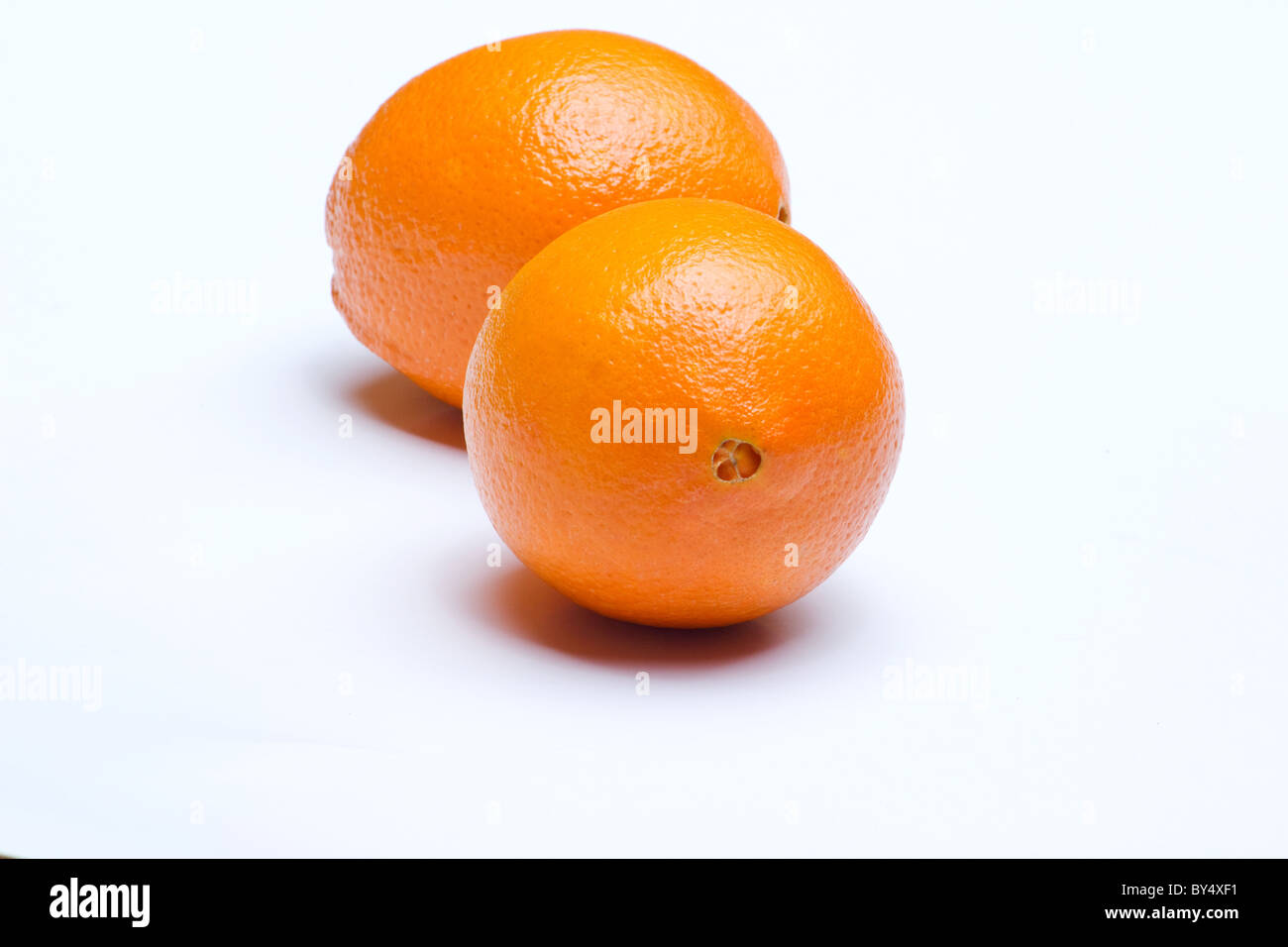 Two oranges hi-res stock photography and images - Alamy