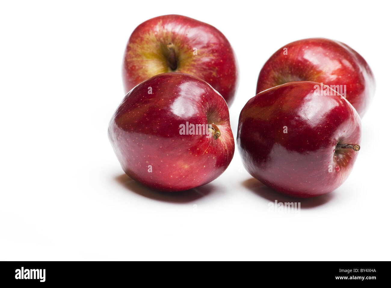 Red apples hi-res stock photography and images - Alamy