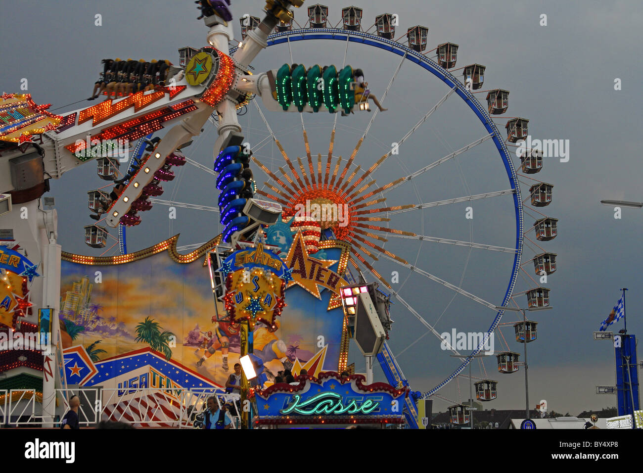 Germany Bavaria Munich Octoberfest amusement rides Stock Photo - Alamy