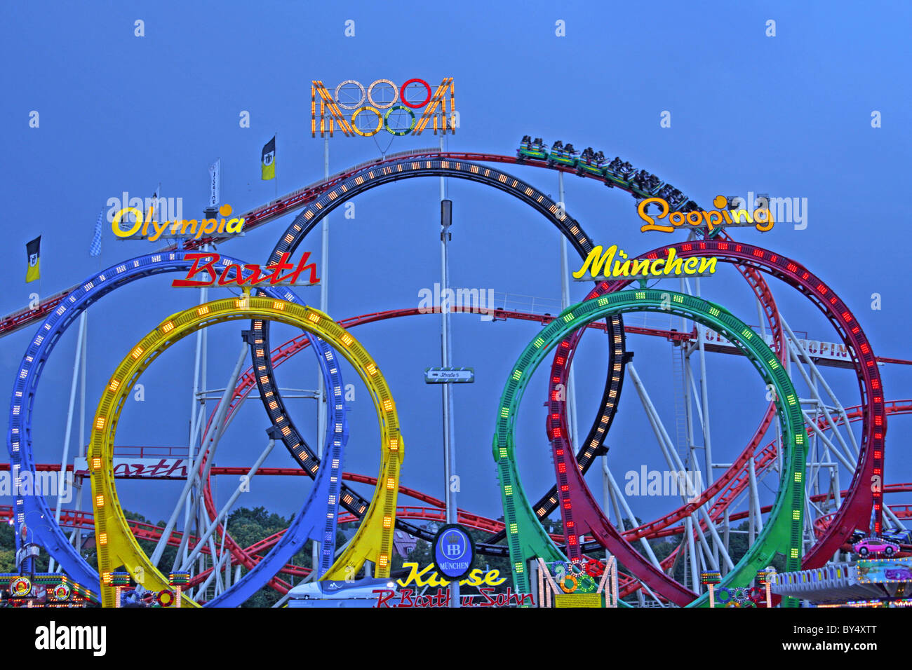 Germany Bavaria Munich Octoberfest amusement rides Stock Photo - Alamy