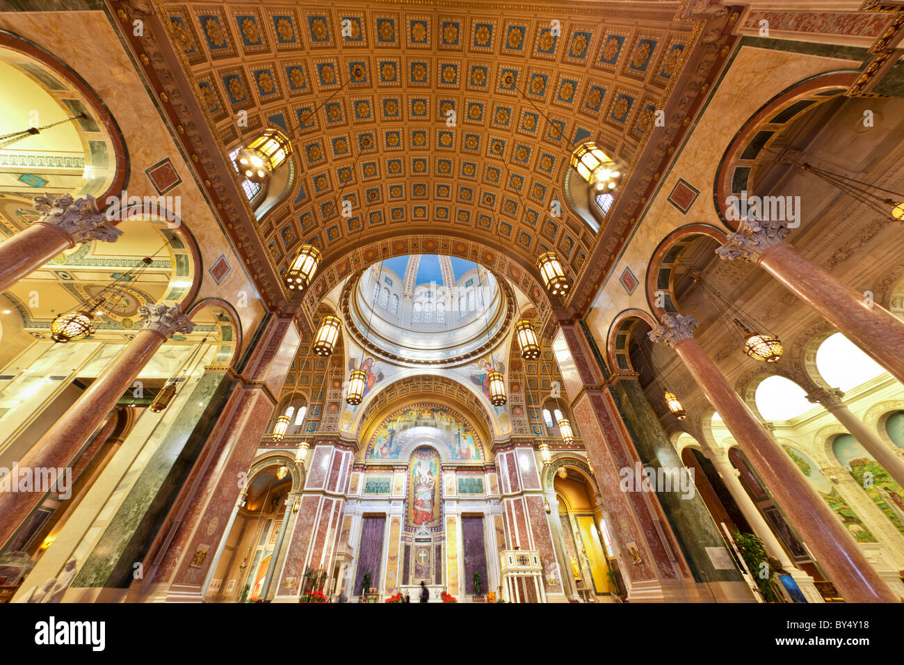 Cathedral of St. Matthew the Apostle, Washington, DC Stock Photo - Alamy