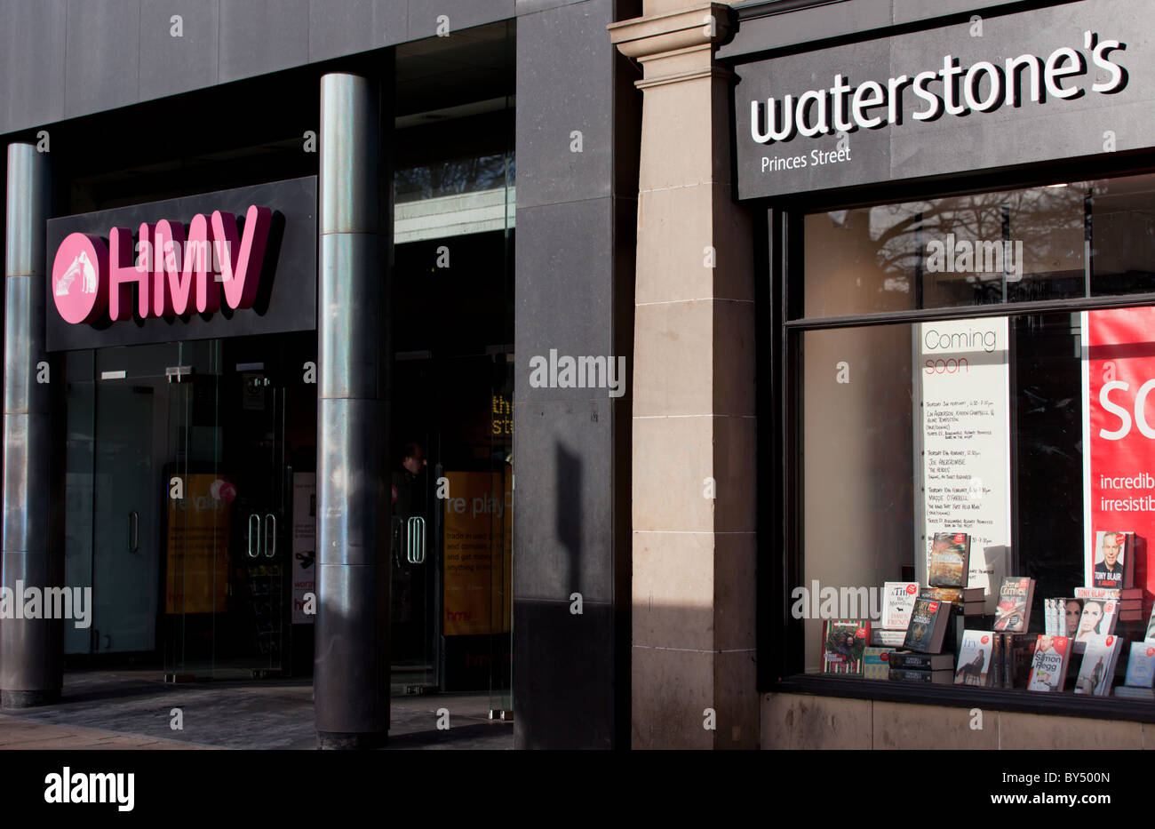 Waterstones store hi-res stock photography and images - Alamy