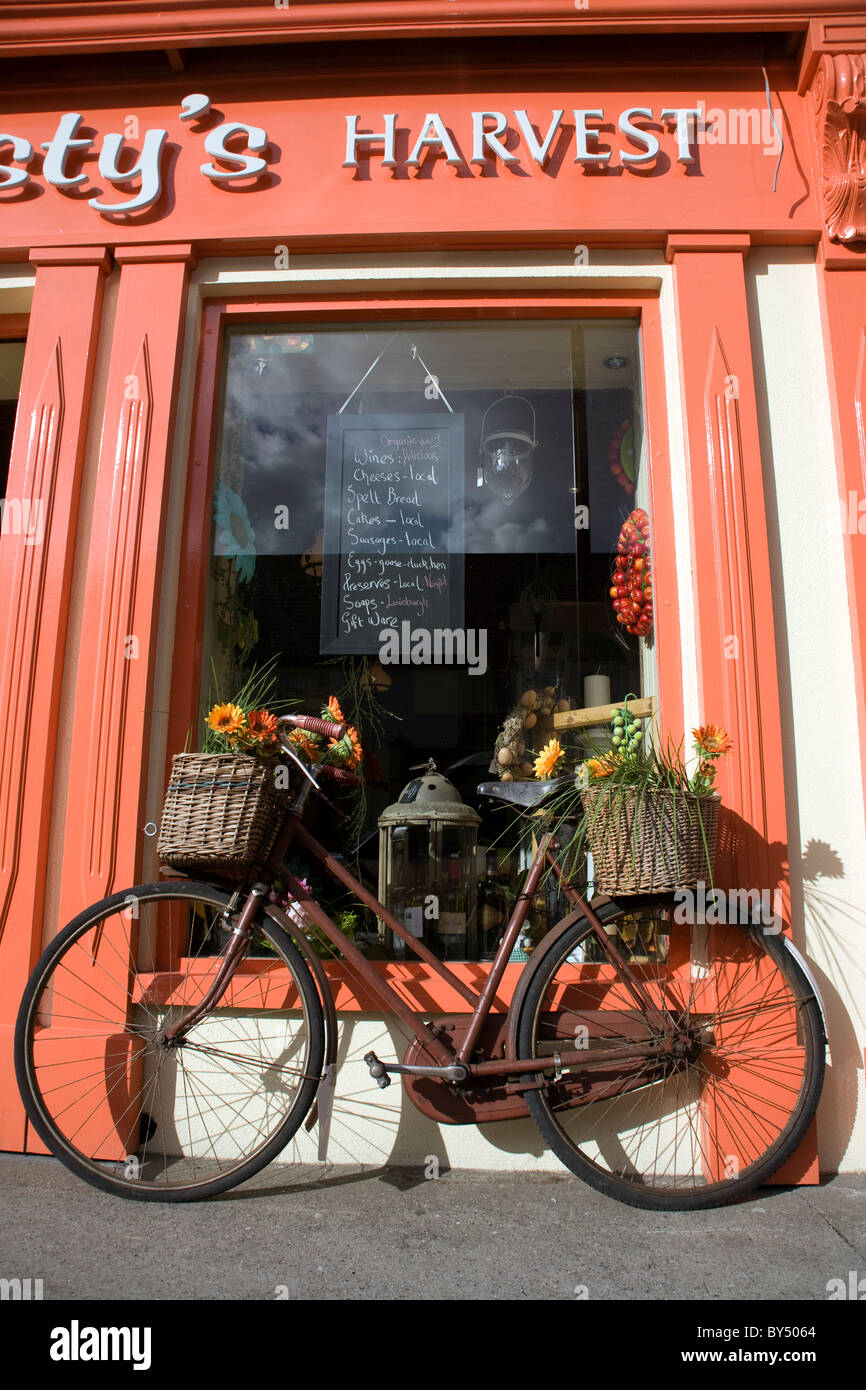A bicycle outside a grocers shop in Westport, Ireland Stock Photo - Alamy