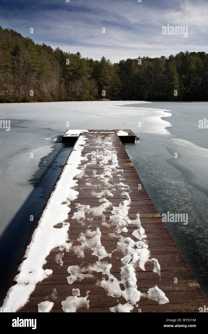 Landing Stage, Smith Lake, Unicoi State Park, Georgia, USA Stock Photo ...