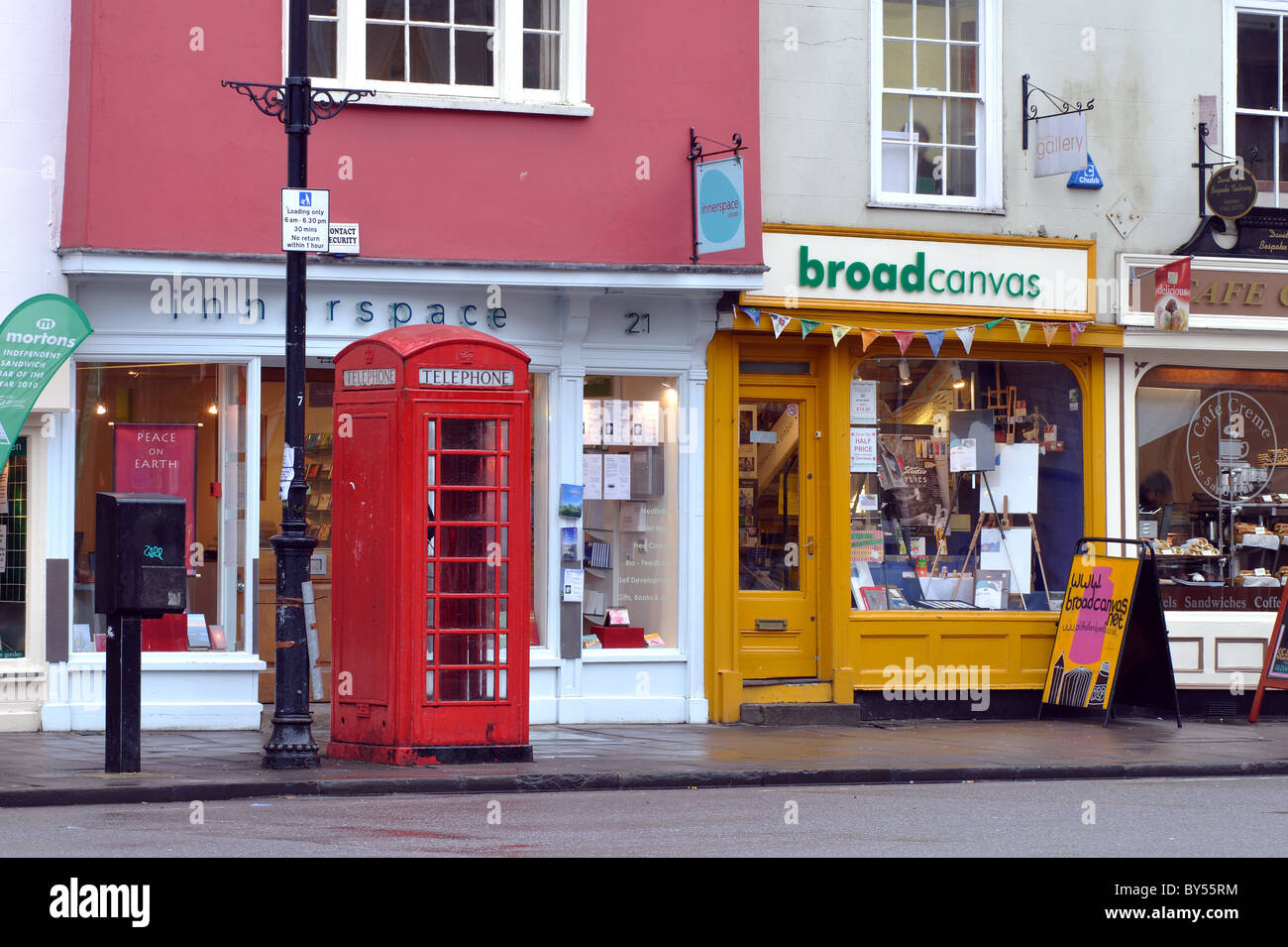 Oxford shops red telephone box hi-res stock photography and images - Alamy