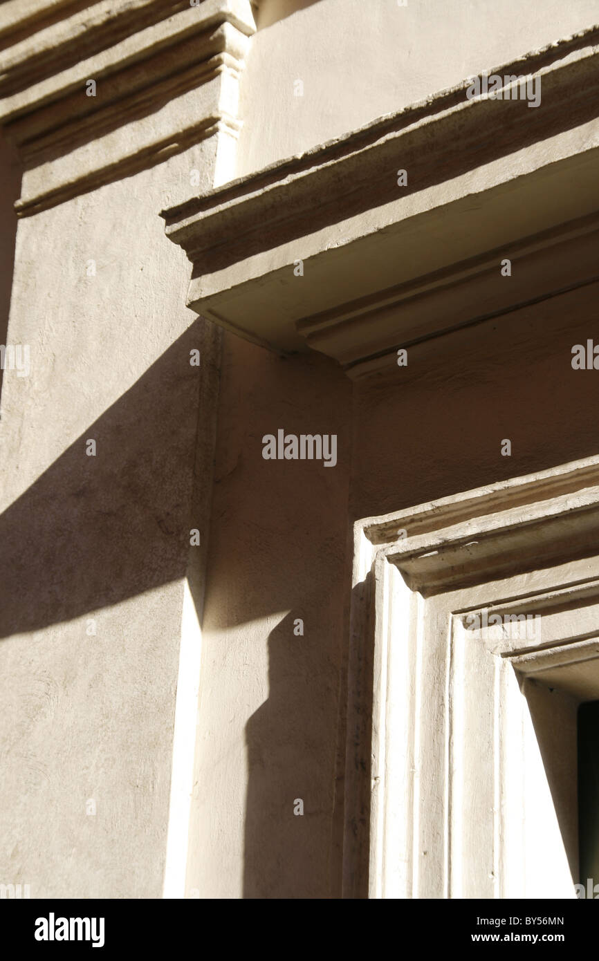 intricate cornice frame on exclusive property window wall in sun Stock ...