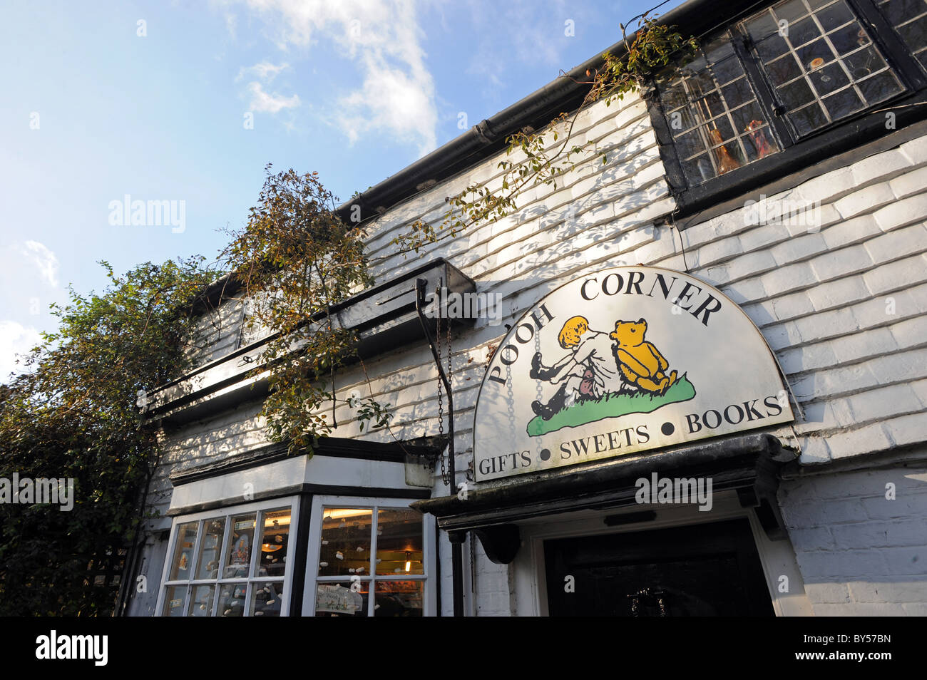 Pooh corner hi-res stock photography and images - Alamy