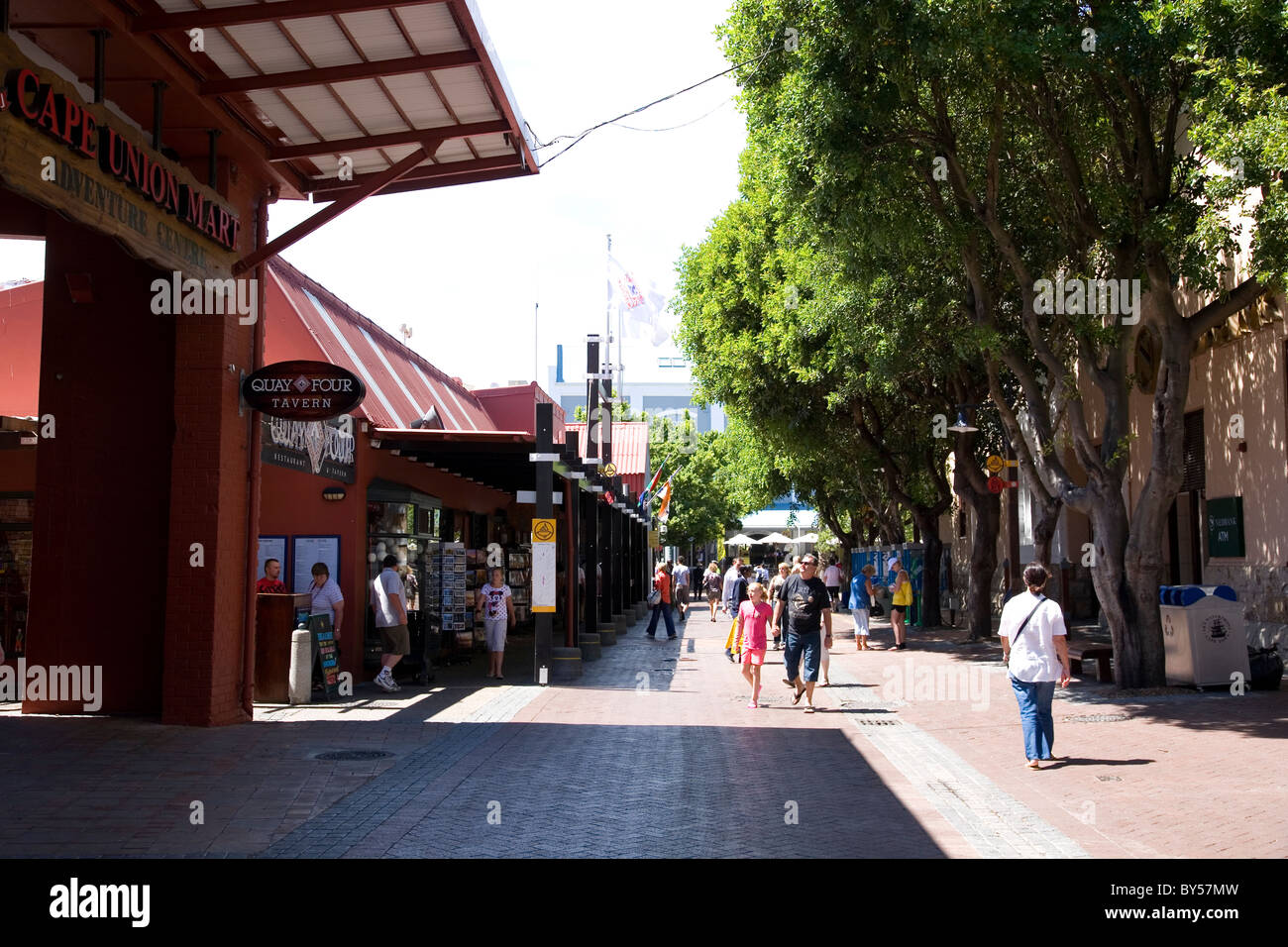 Waterfront outlet shopping centre hi-res stock photography and images ...