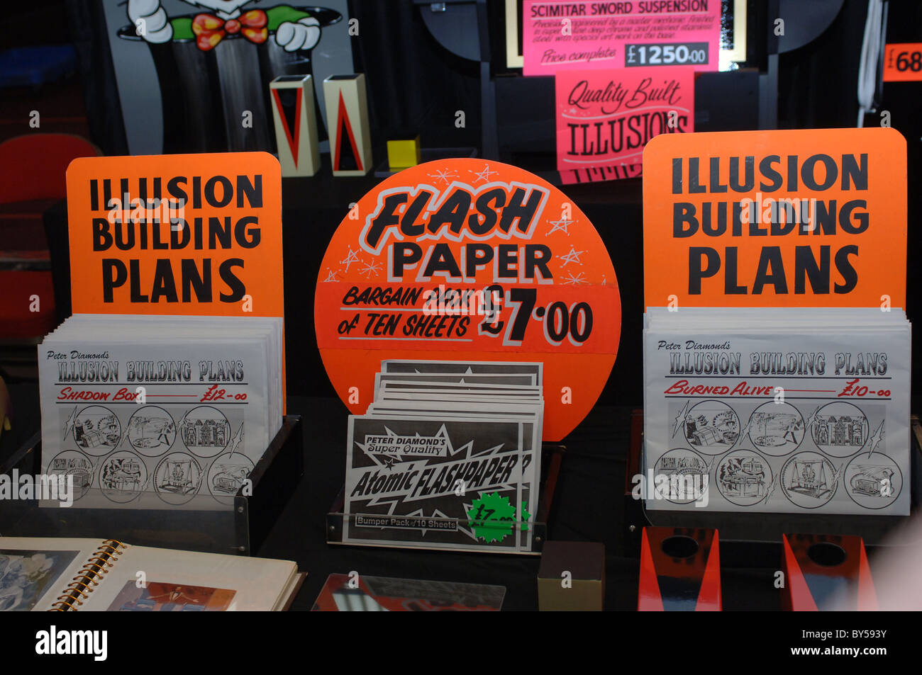 Conjuring Tricks High Resolution Stock Photography and Images - Alamy