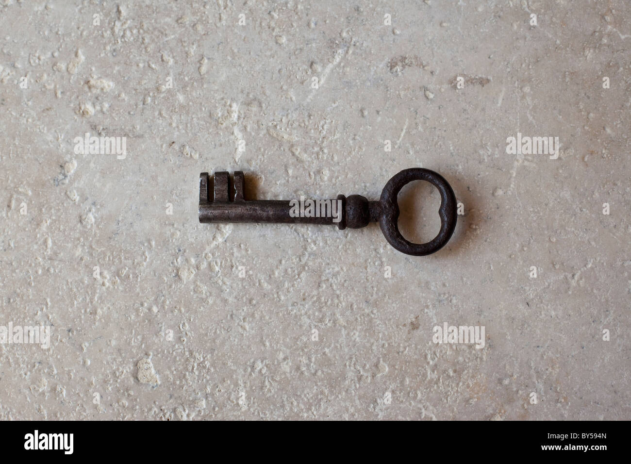 An old key Stock Photo - Alamy