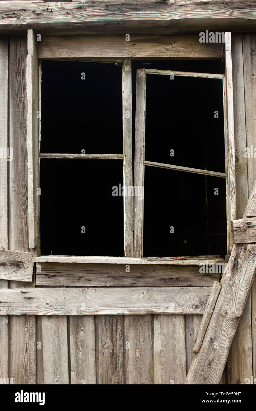 An old broken window frame Stock Photo - Alamy