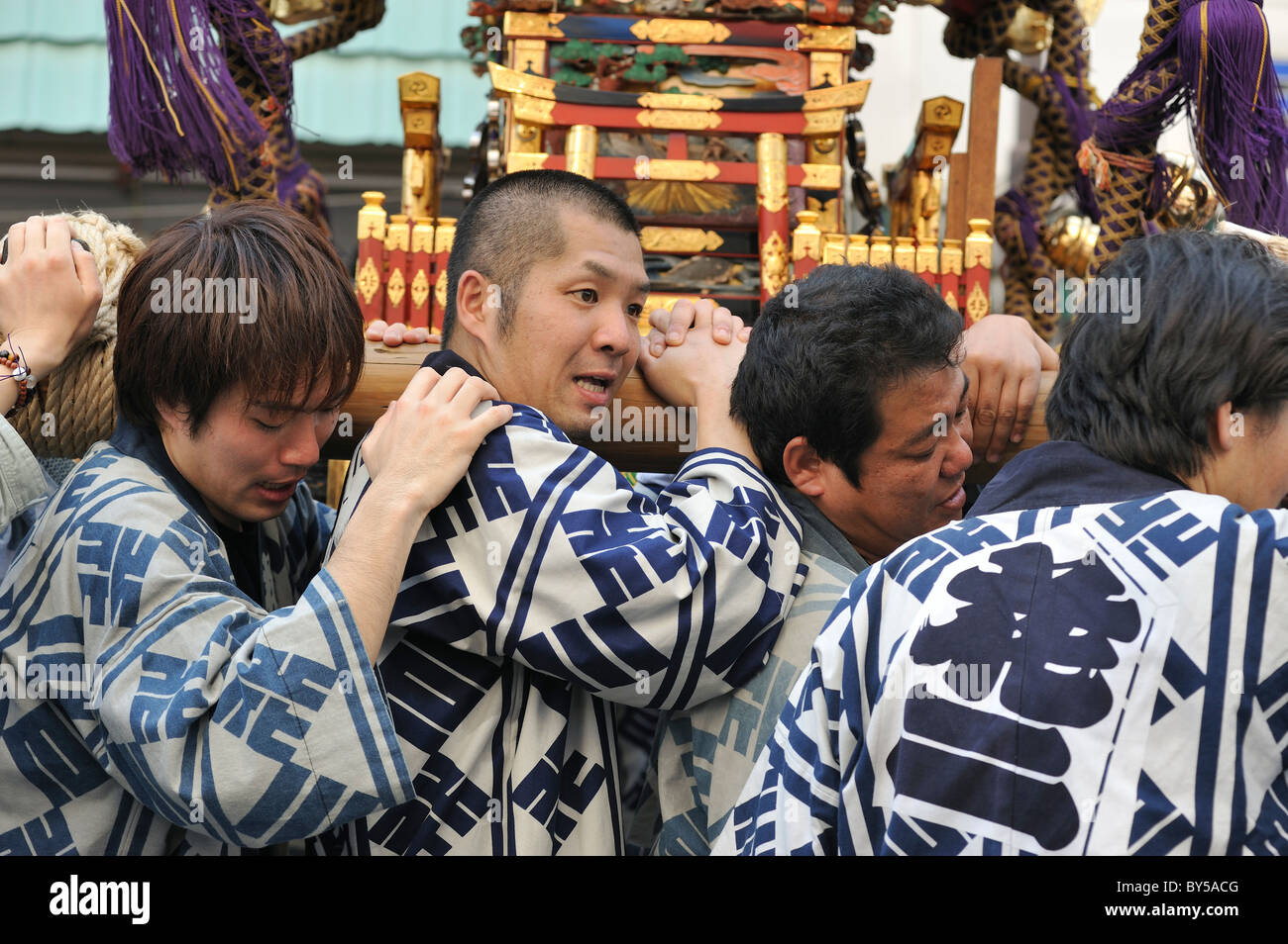 Japanese Portable Shrine High Resolution Stock Photography and Images ...