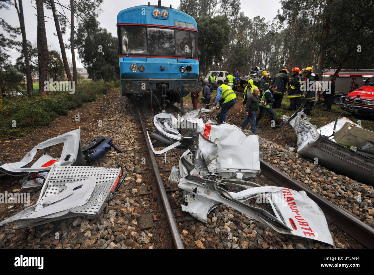 Train wreck crash hi-res stock photography and images - Alamy