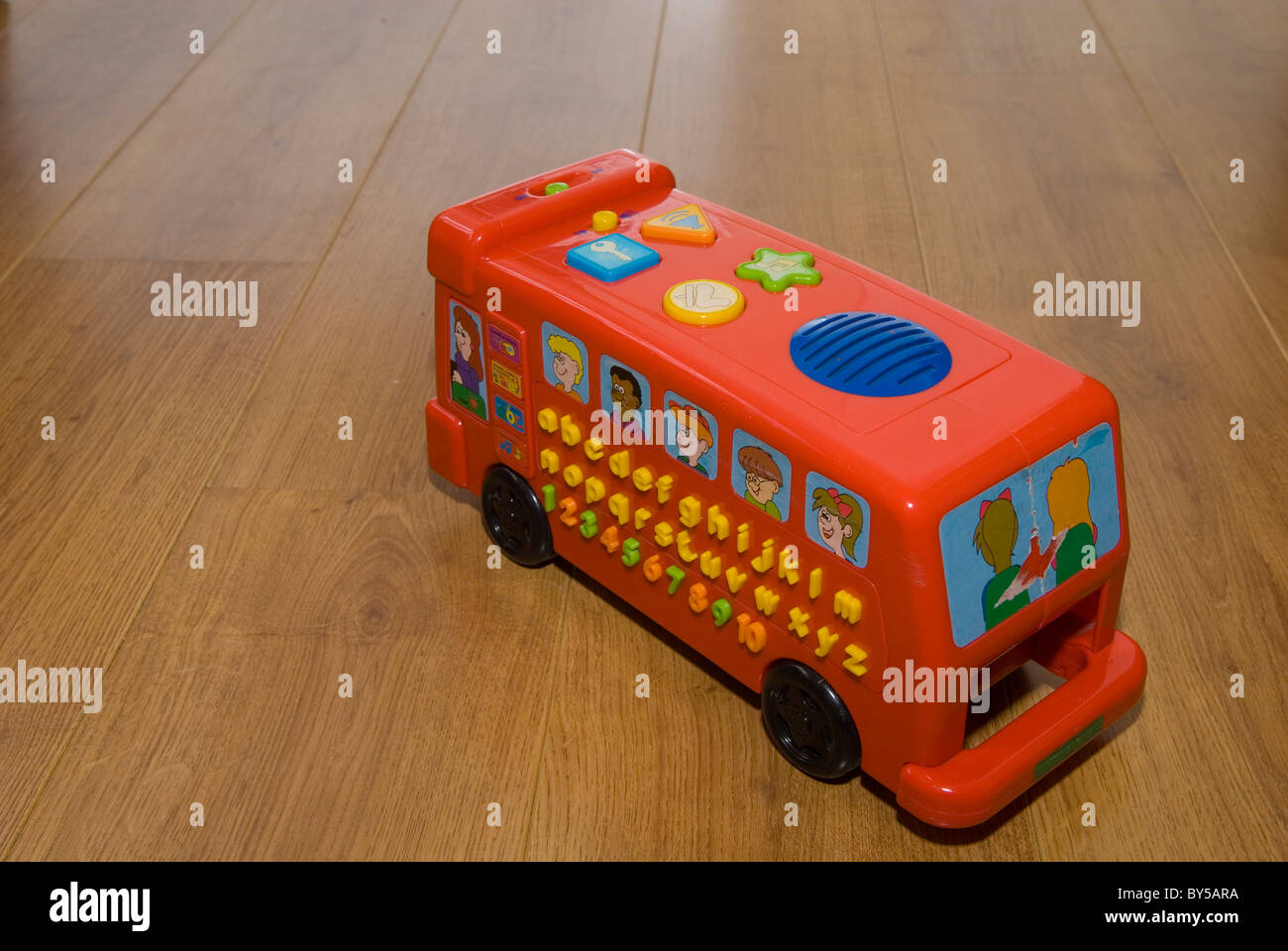 Bus toy hi-res stock photography and images - Alamy