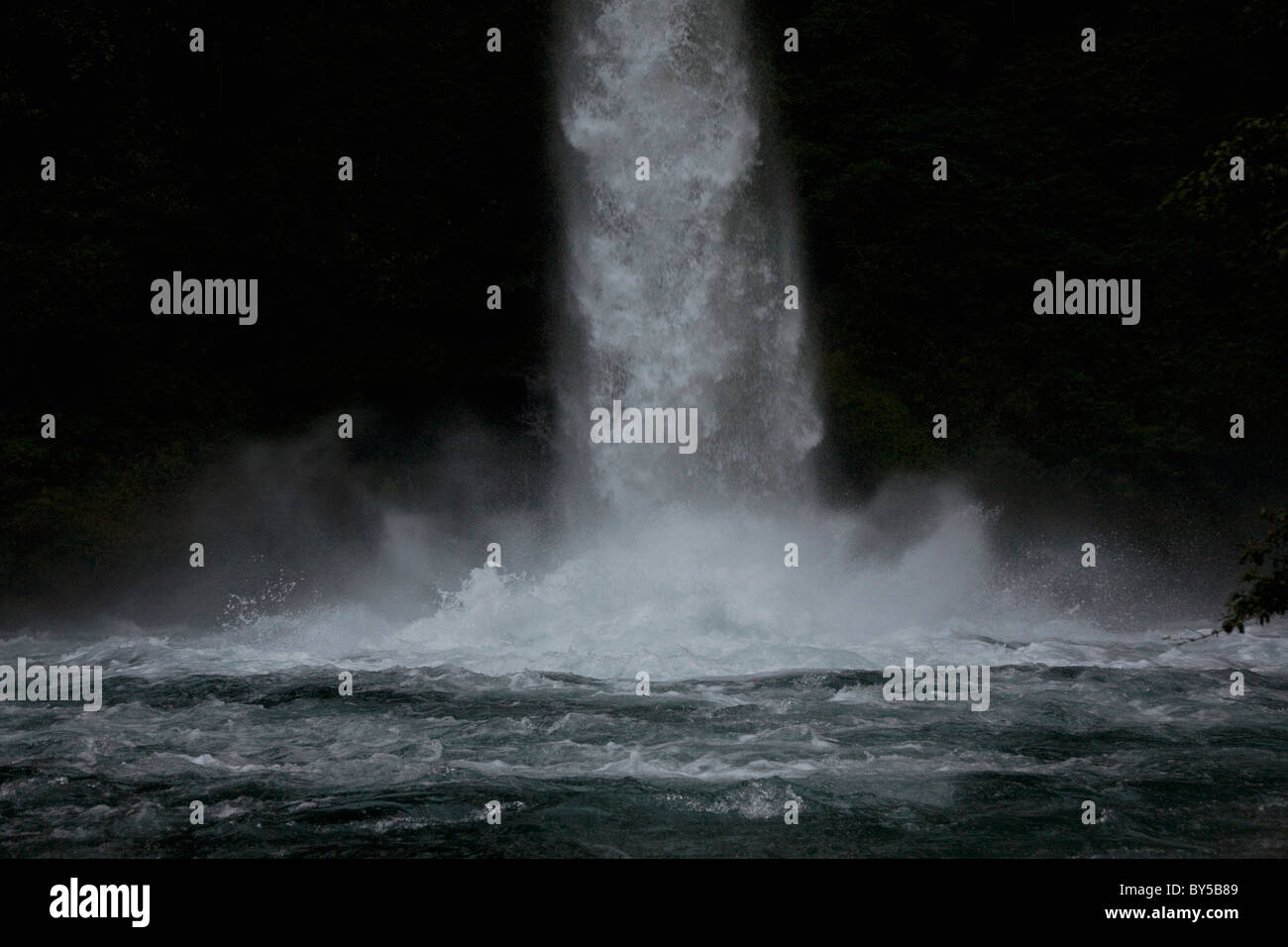By a waterfall hi-res stock photography and images - Alamy