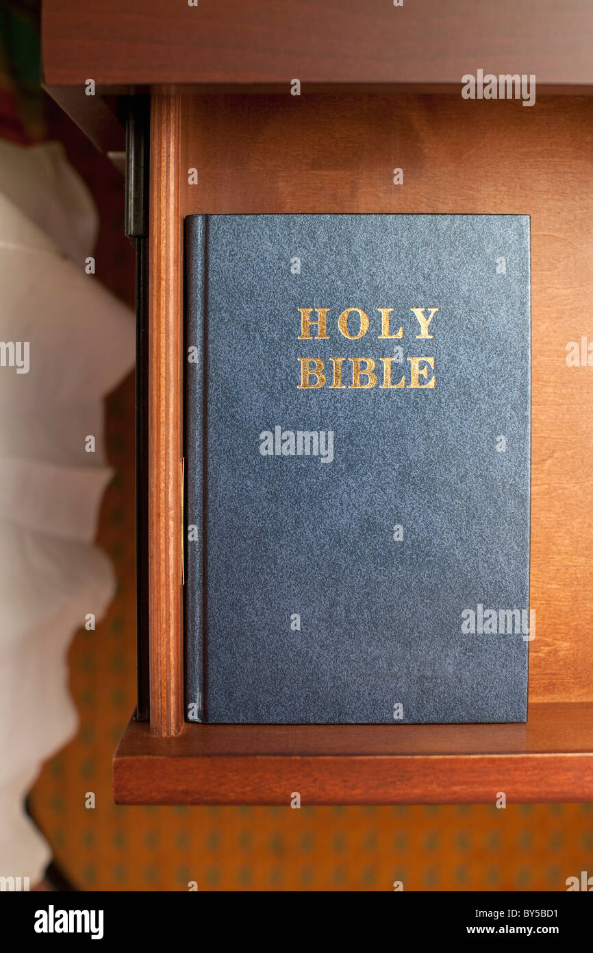 Hotel room bible hi-res stock photography and images - Alamy