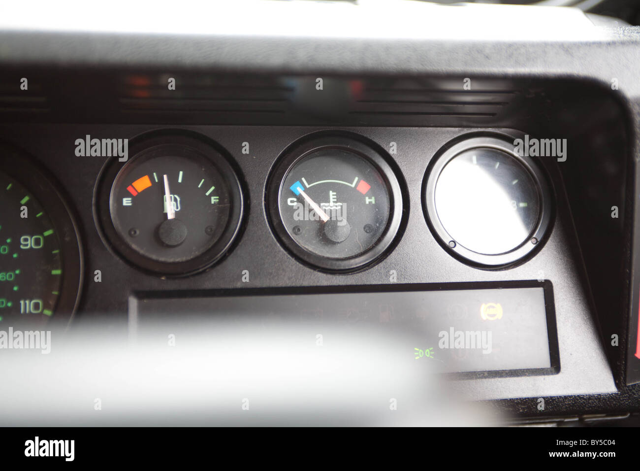 Fuel gauge hi-res stock photography and images - Alamy