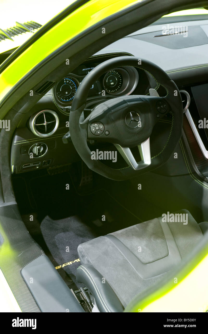 Mercedes SLS AMG E-Cell electric sports car concept at the 2011 North ...