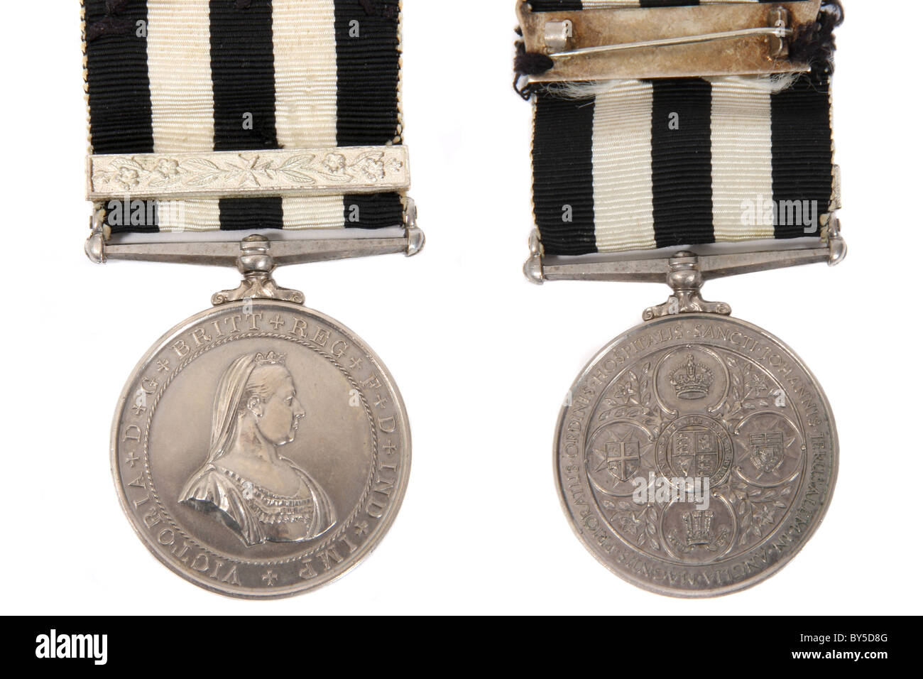 The front and back of a British military War medal with Queen Victoria ...