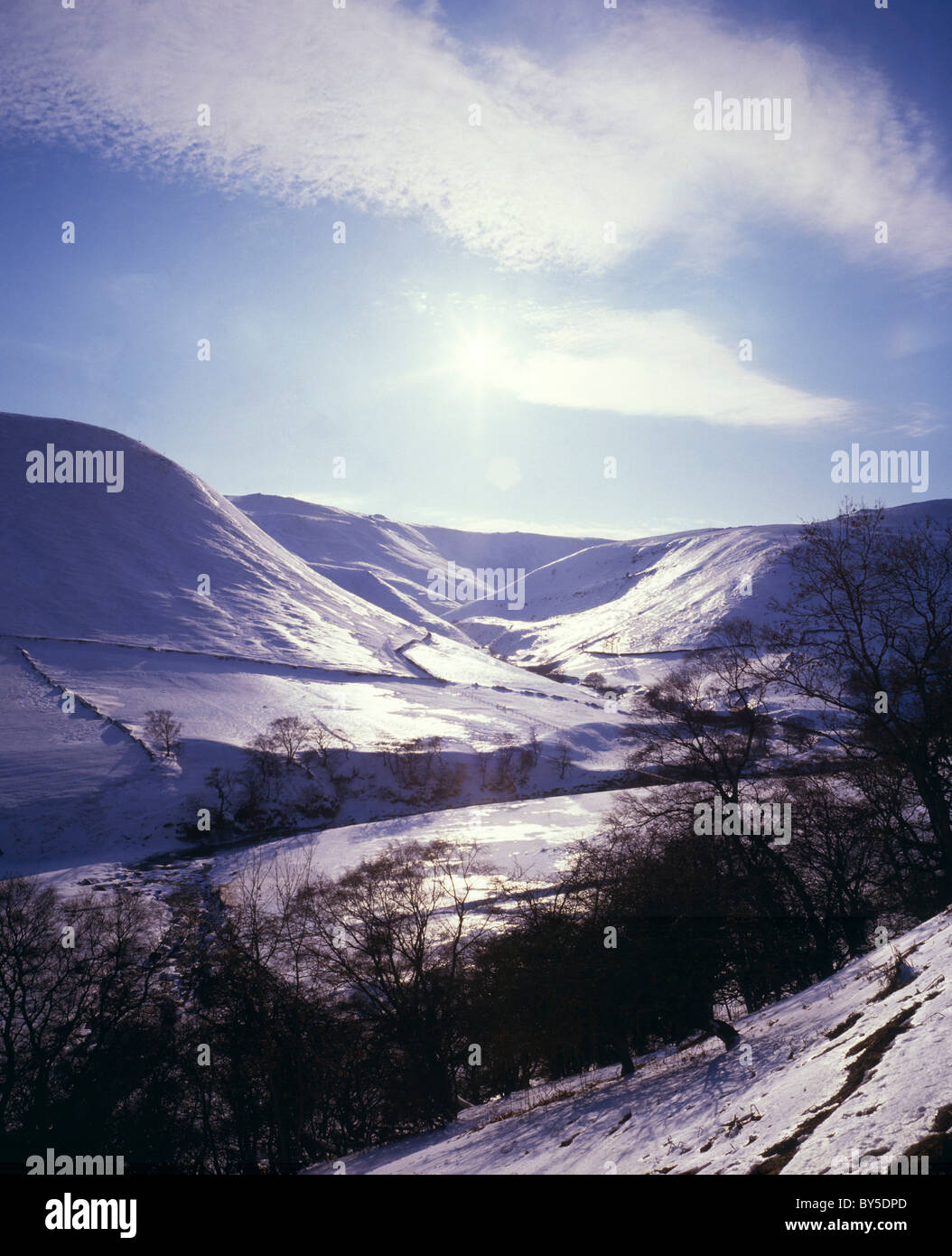 Derbyshire Peak District in winter snow - Edale seen from the Snake ...