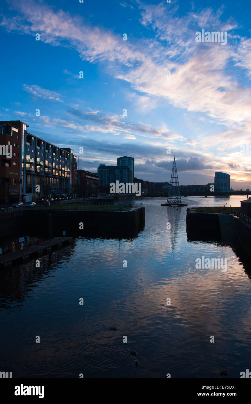 The Shannon river at Limerick city at nightfall Stock Photo - Alamy