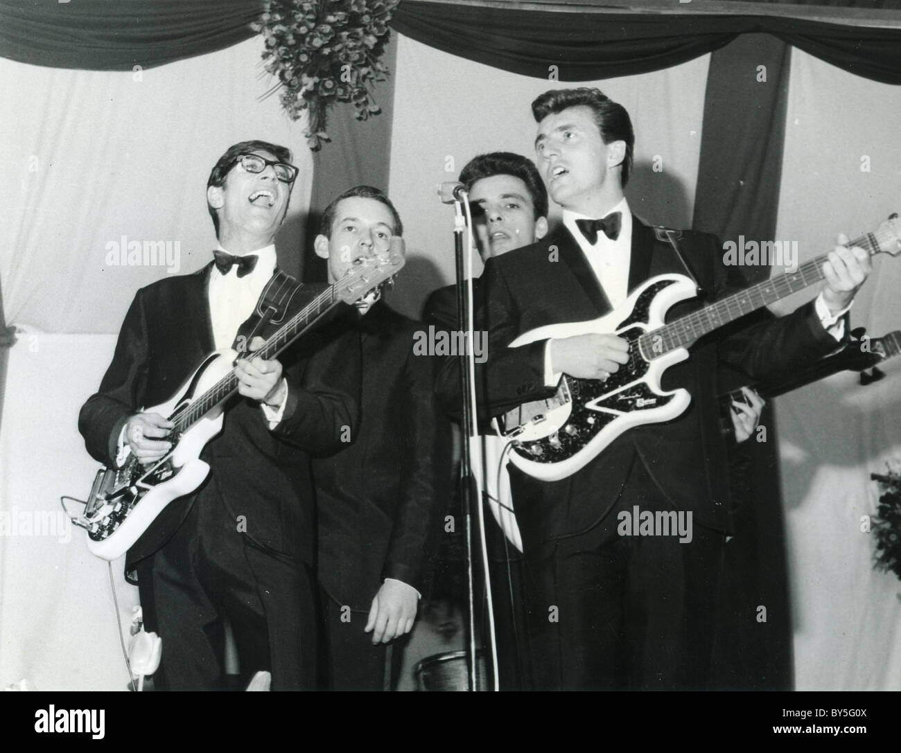 SHADOWS UK pop group about 1964 from l: Hank Marvin, Brian Bennett ...