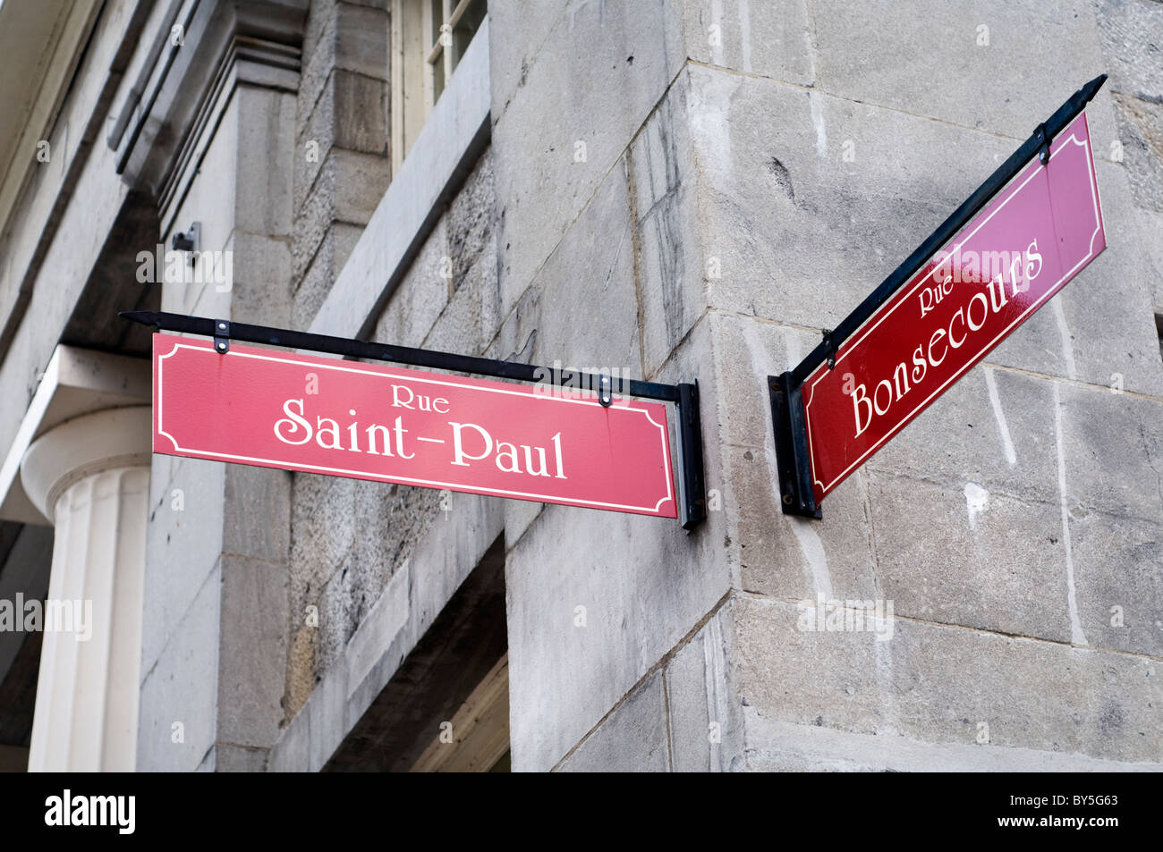 Street signs in the old harbour area of downtown Montreal in Canada ...
