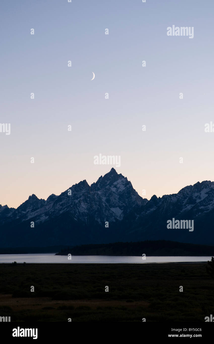 Jackson lake lodge hi-res stock photography and images - Alamy