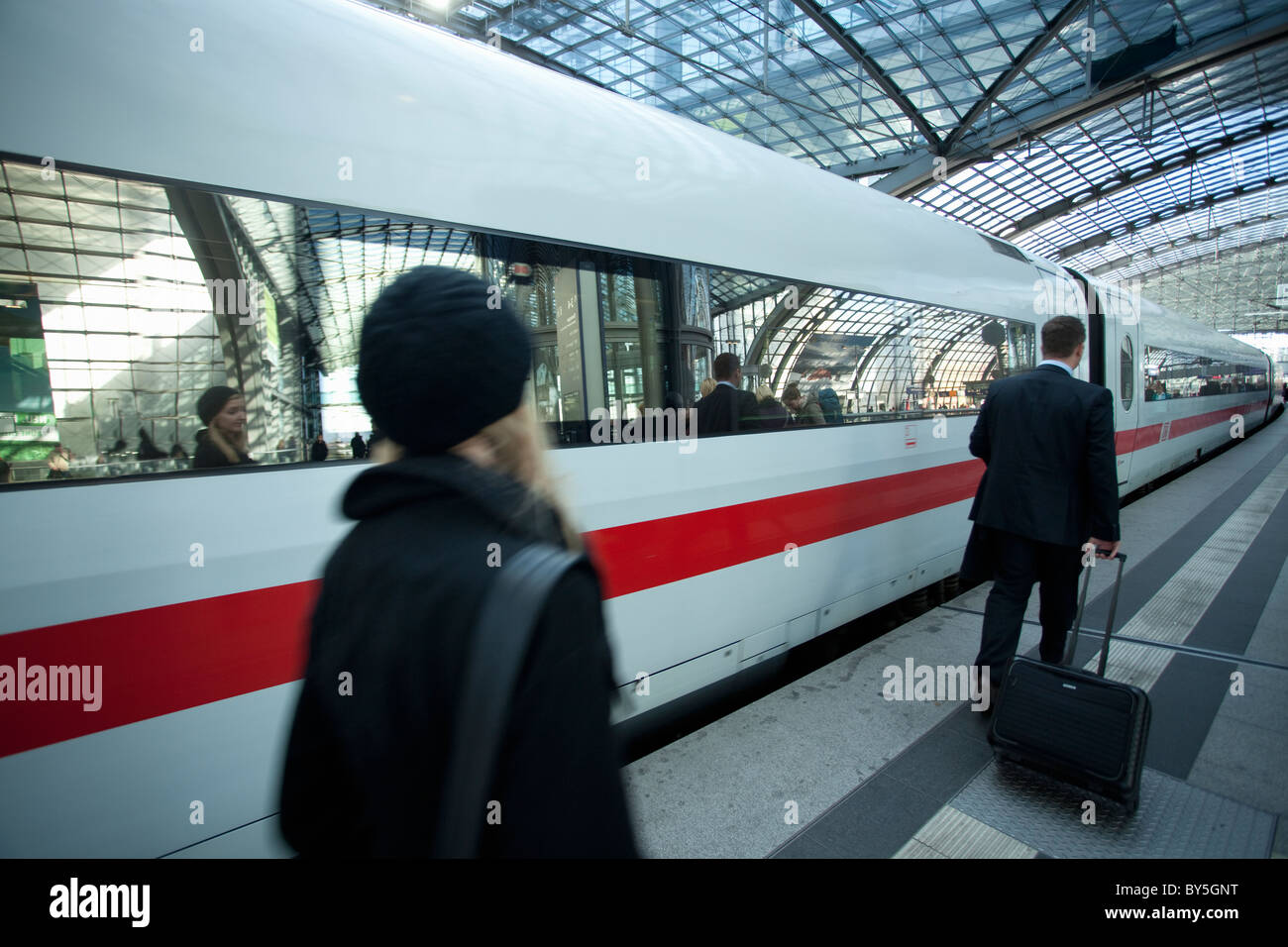Munich central station hi-res stock photography and images - Alamy