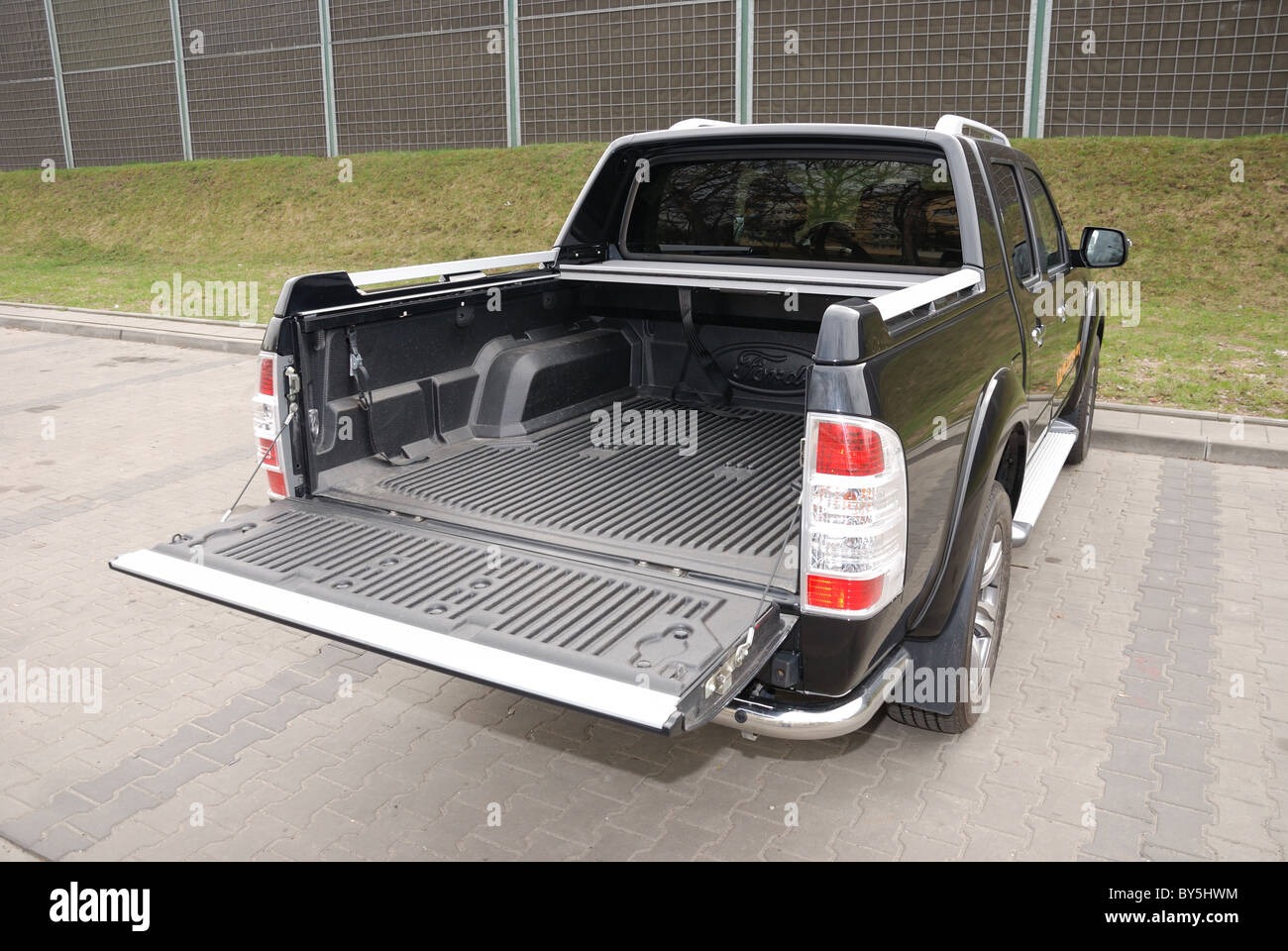 Ford Ranger 3.0 TDCi Wildtrak 4x4 - MY 2010 - black metallic - Double ...