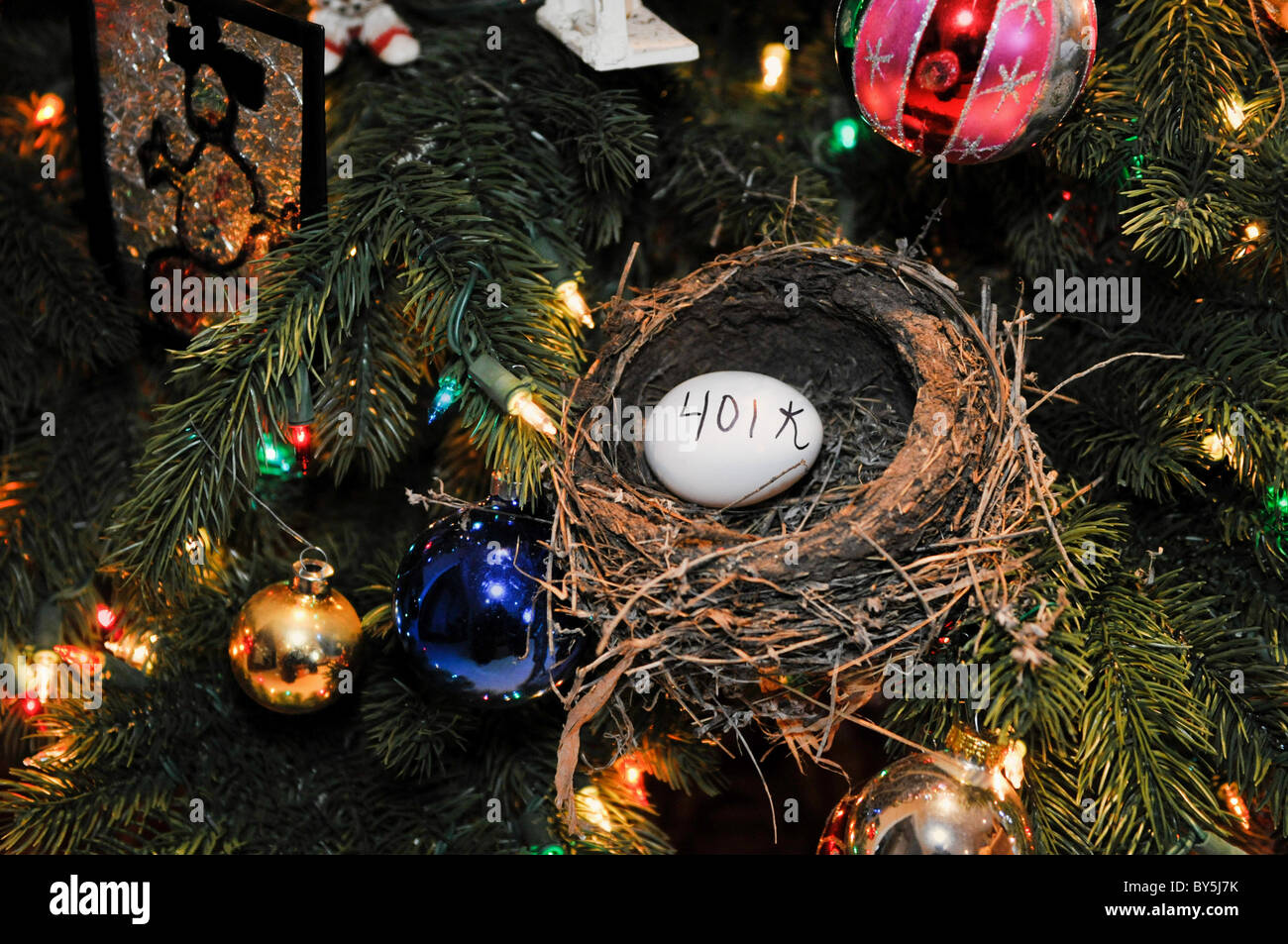 Nest egg tree hi-res stock photography and images - Alamy