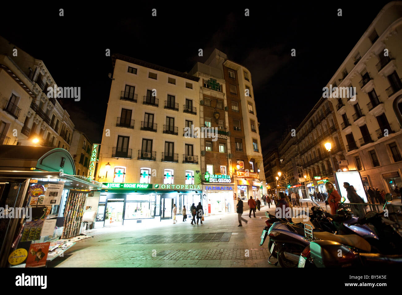 Madrid, Spain at night during Christmas Stock Photo - Alamy