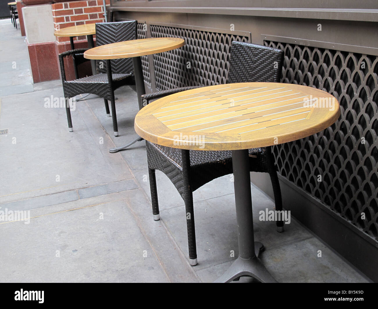 Cafe Café chairs tables empty cold winter London Stock Photo - Alamy