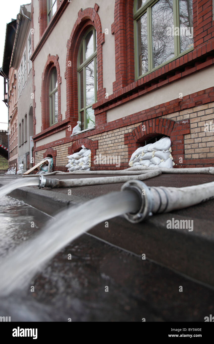 High water flooding cellar hi-res stock photography and images - Alamy