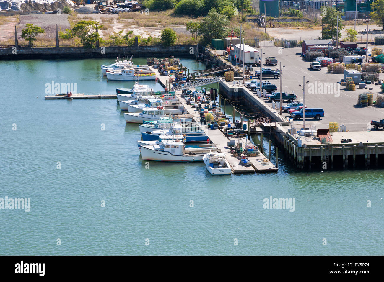 Boston harbor commercial fishing boat hi-res stock photography and ...