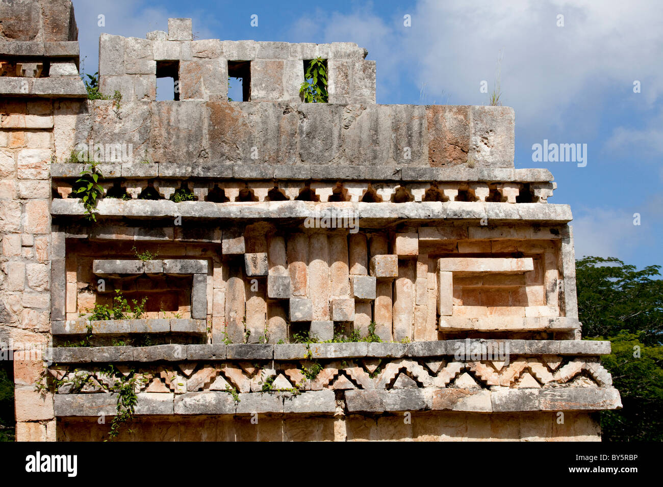 GATEWAY ARCH, PUCC MAYAN RUINS OF LABNA, YUCATAN, MEXICO Stock Photo ...