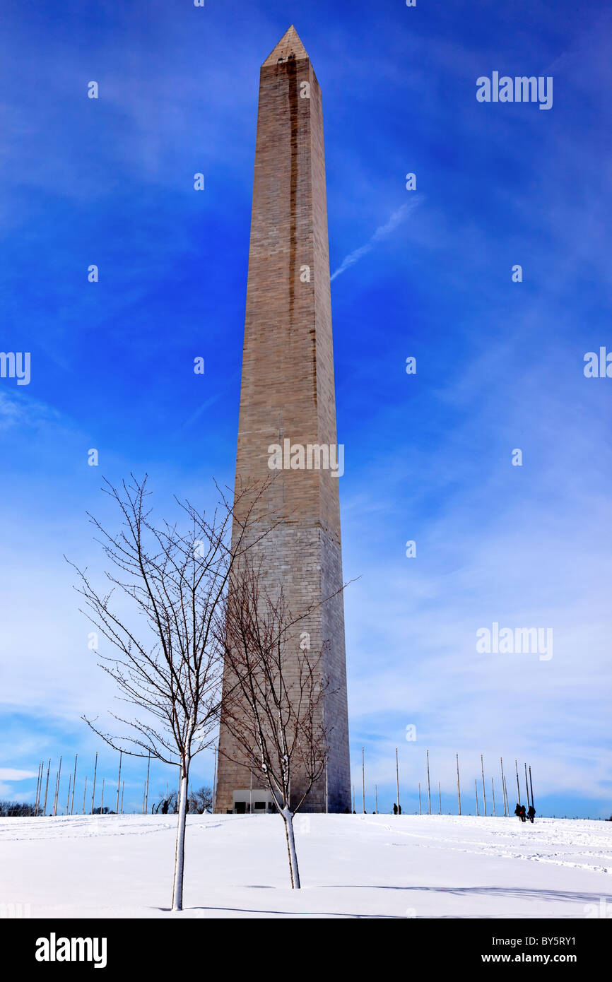 Washington monument snow hi-res stock photography and images - Alamy