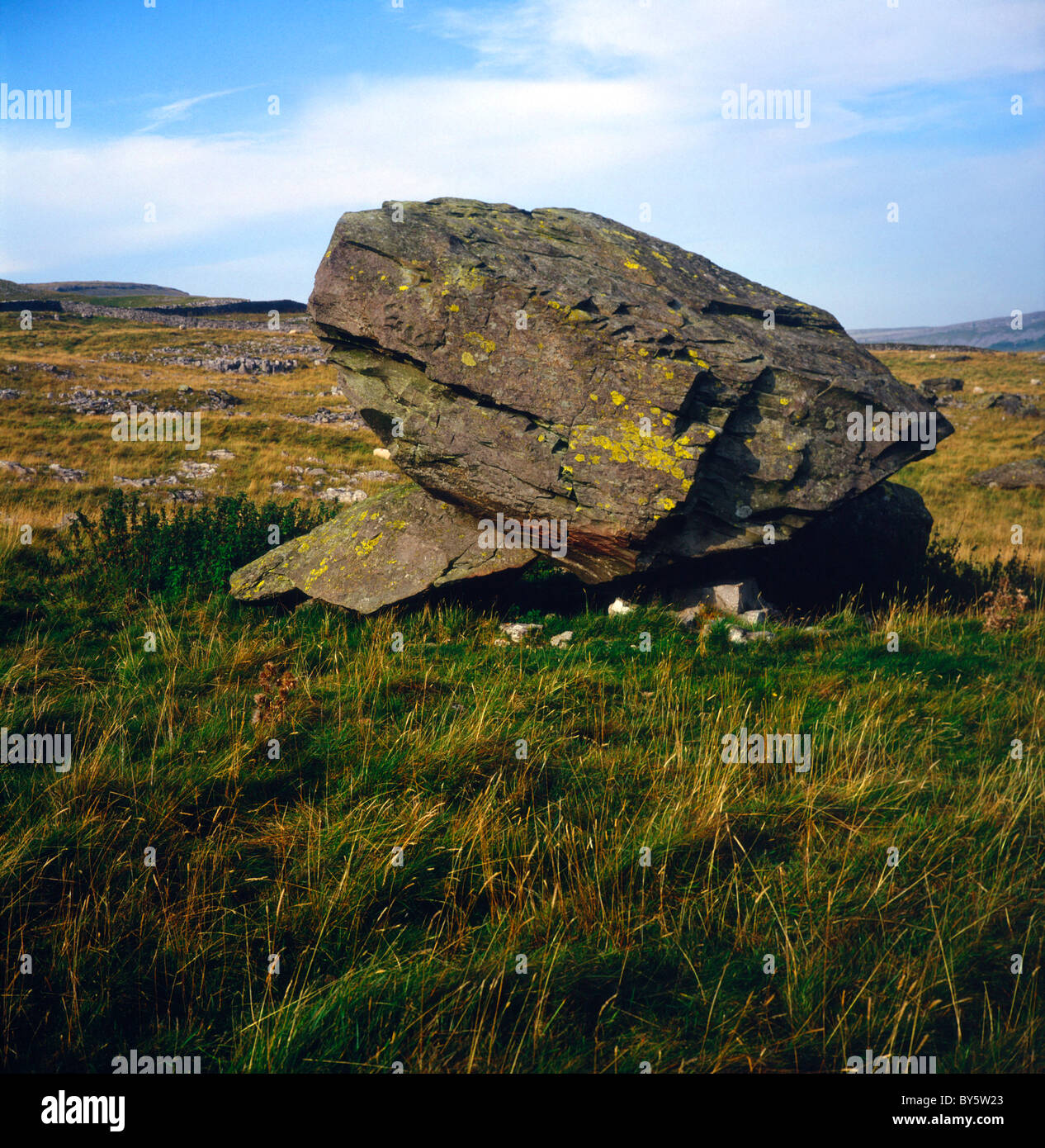 Erratic block Norber erratics Yorkshire Dales national park England ...
