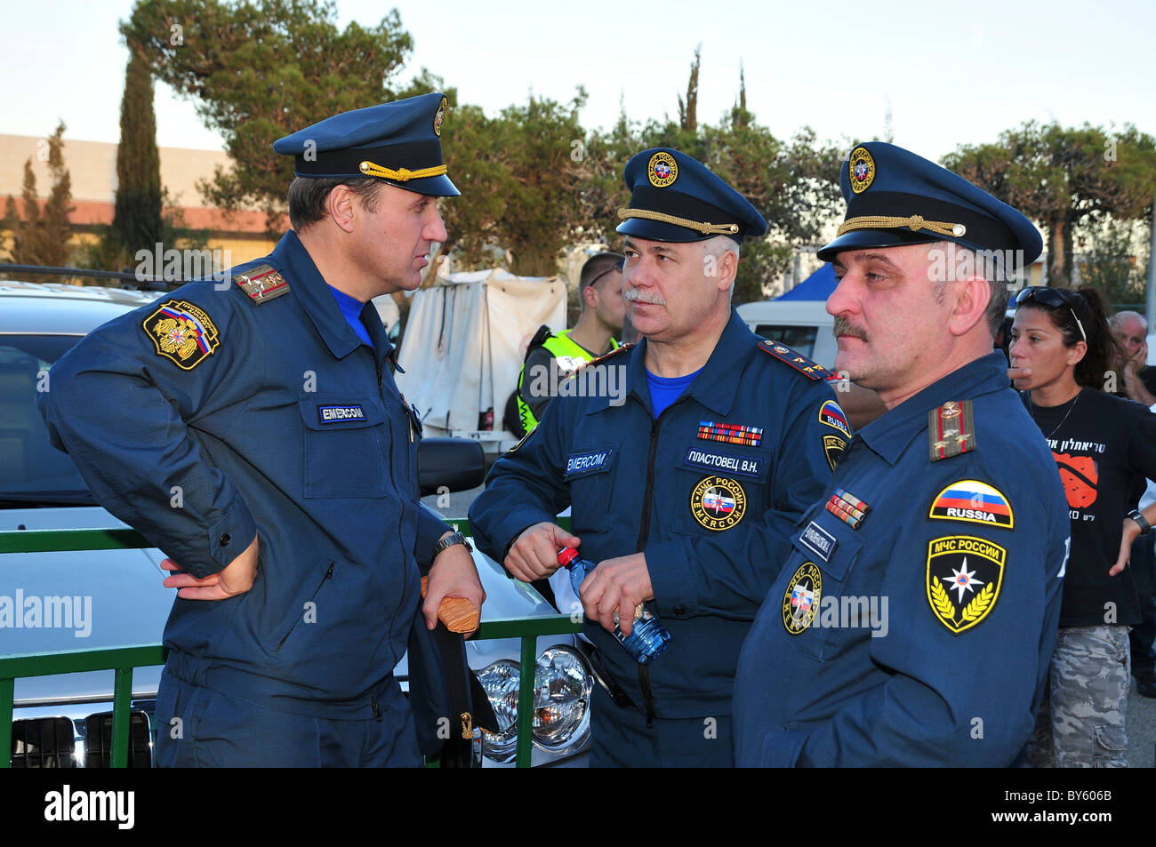 Israel, Carmel forest fire command post Russian firefighters on site ...