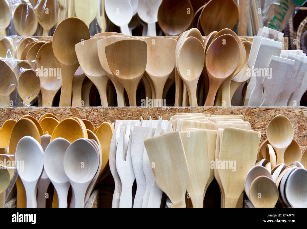 Cooking pan wooden spoons hi-res stock photography and images - Alamy