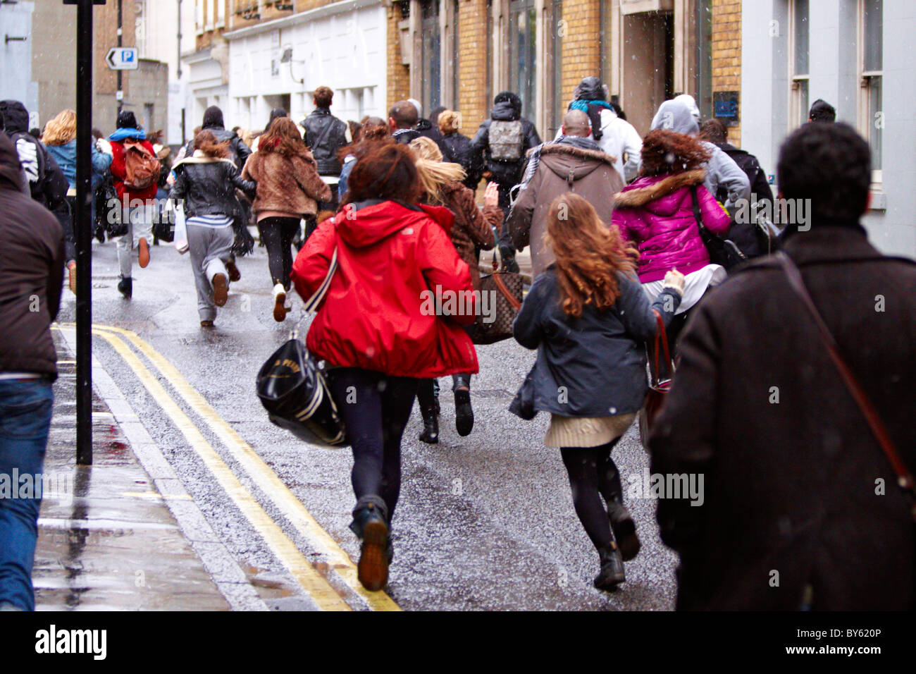 Crowd panic running hi-res stock photography and images - Alamy