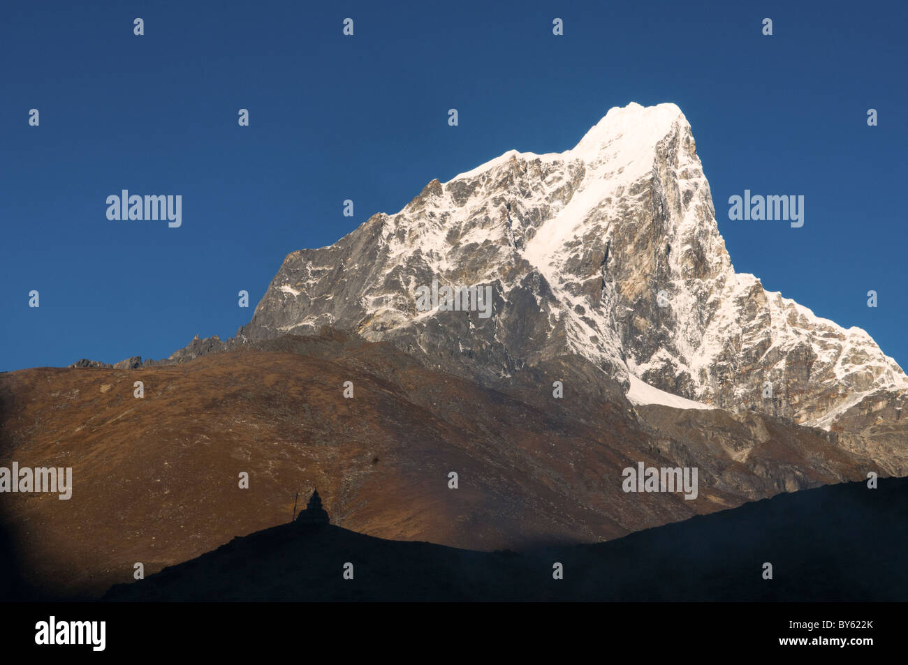 Taboche Peak seen from the village of Dingboche in the Everest Region ...