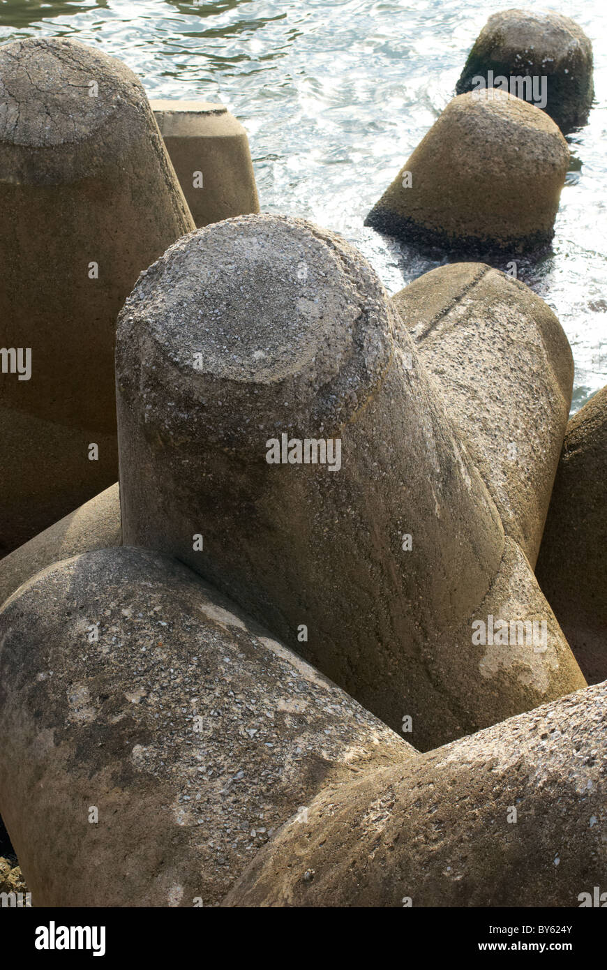 Artificial defences hi-res stock photography and images - Alamy