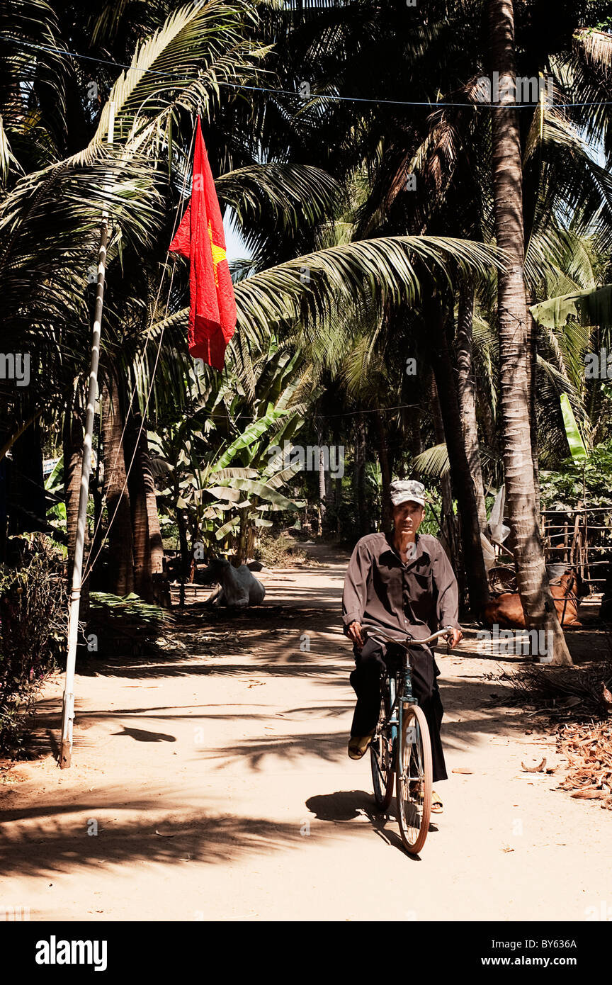 border crossing from vietnam to Cambodia Stock Photo - Alamy