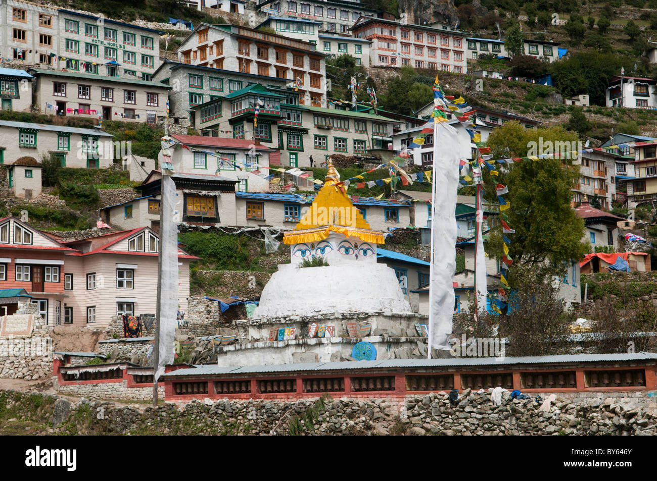 the main chorten of Namche Bazaar in the Everest Region of Nepal Stock ...